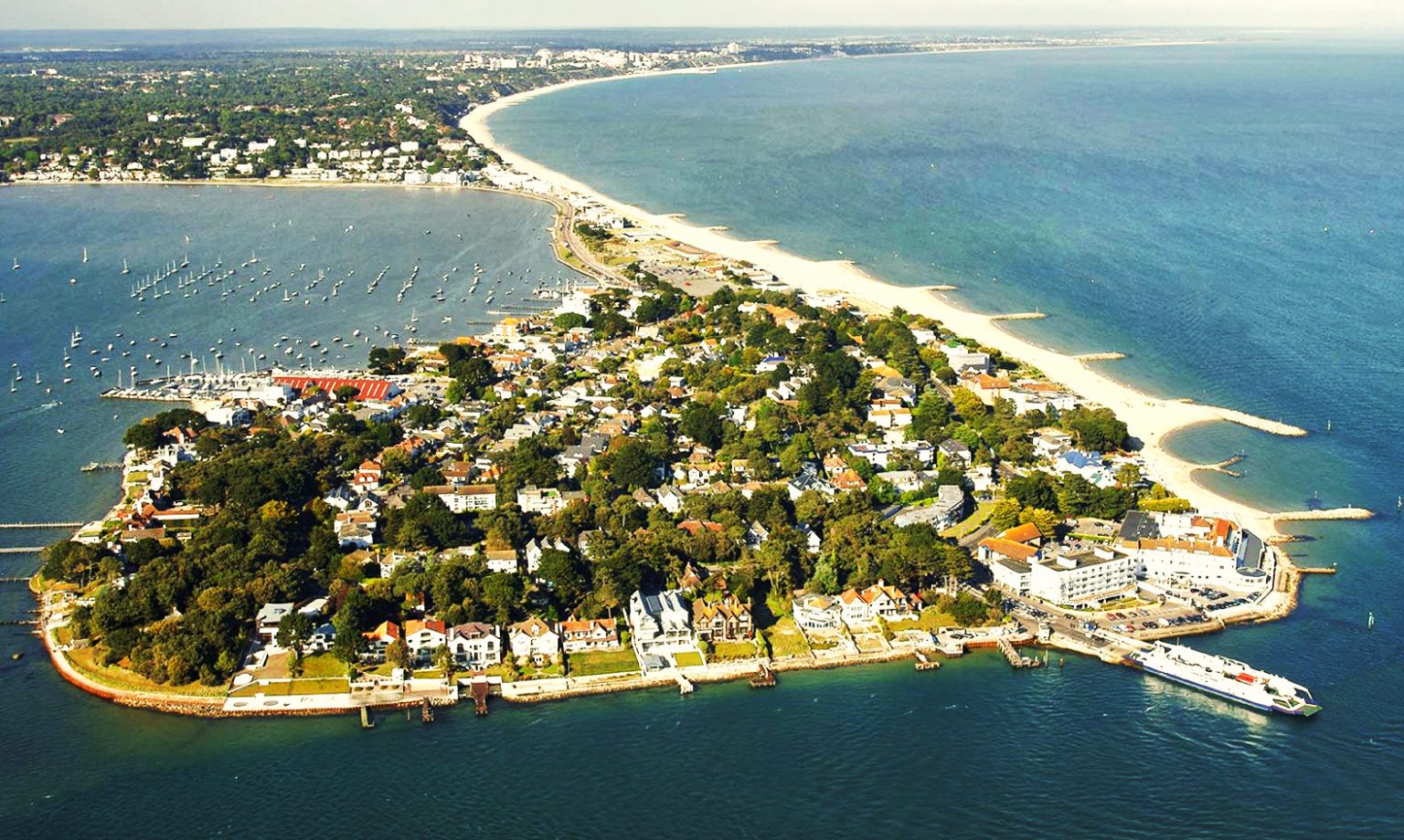 Sandbanks Property > Luxury Homes & Properties in Poole